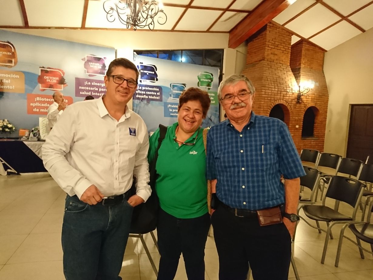 Lanzamiento Gamaxine y Herbanoplex CP en Costa Rica - Vetanco ...